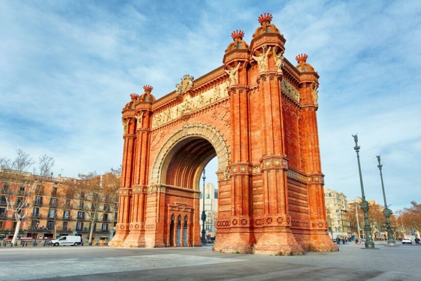 Barcelona Old Town and Top Attractions Private Car Tour - What We Think Could Be Better