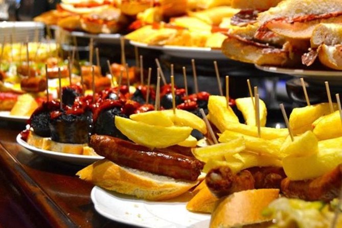 Barcelona Old Town Night Small Group Tour with Tapas & Flamenco - Who Will Love This Tour?