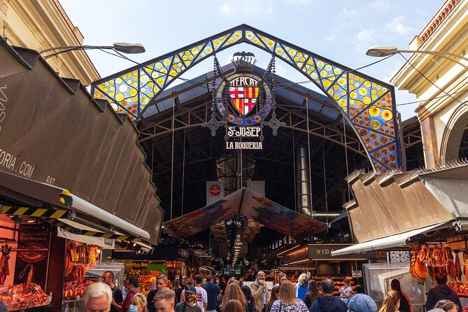 Barcelona Old Town Private Tour: Past and Present - Key Points