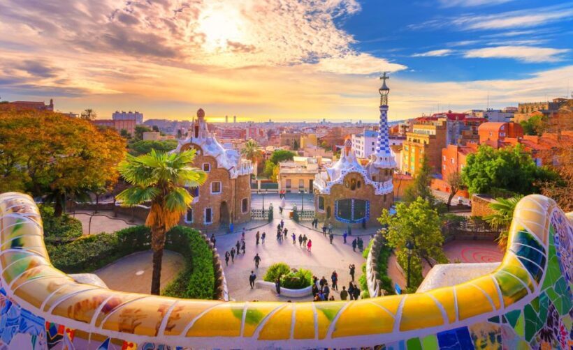 Barcelona Old Town Tour with Family-friendly Attractions - Additional Adventures: Cruises and Maritime Museum
