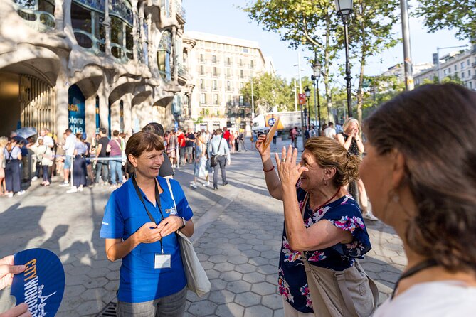 Barcelona Old Town Walking Tour & Optional Casa Battlo Ticket - Exploring Barcelonas Old Town and Casa Batlló