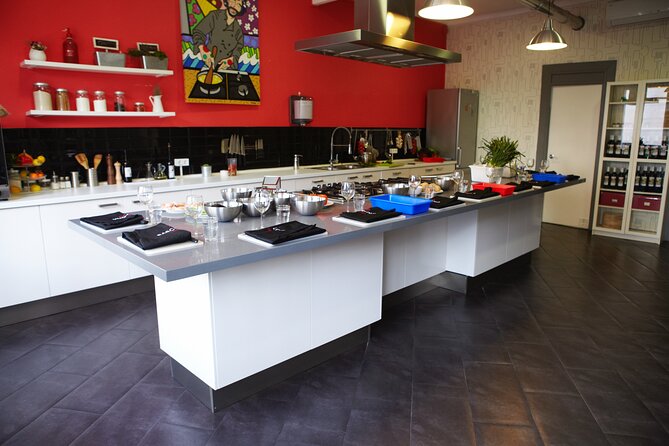 Barcelona Paella Cooking Class Overviewing Las Ramblas - Accessibility and Logistics