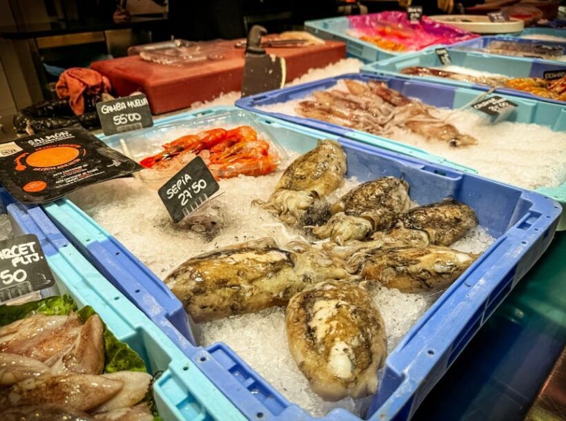Barcelona: Paella Maestro Market Tour & Sangria & Tapas - What Makes This Tour Special