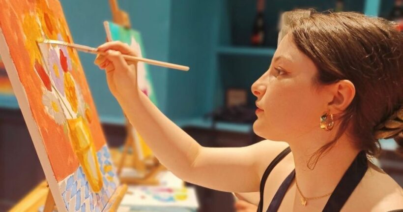 Barcelona: Paint and Sip Experience with Spanish Vermouth - Highlights and Unique Features