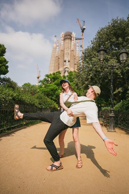 Barcelona: Photographic Madness at the Sagrada Familia - An Engaging, Authentic Photography Experience at the Sagrada Familia