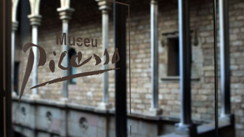 Barcelona: Picasso Museum Guided Tour - The Museum and Location