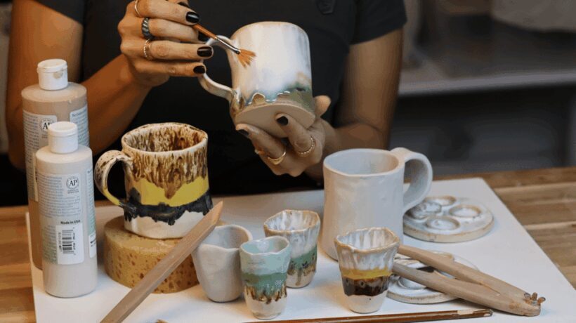 Barcelona: Pottery Workshop with Wine - Why Travelers Love This Experience