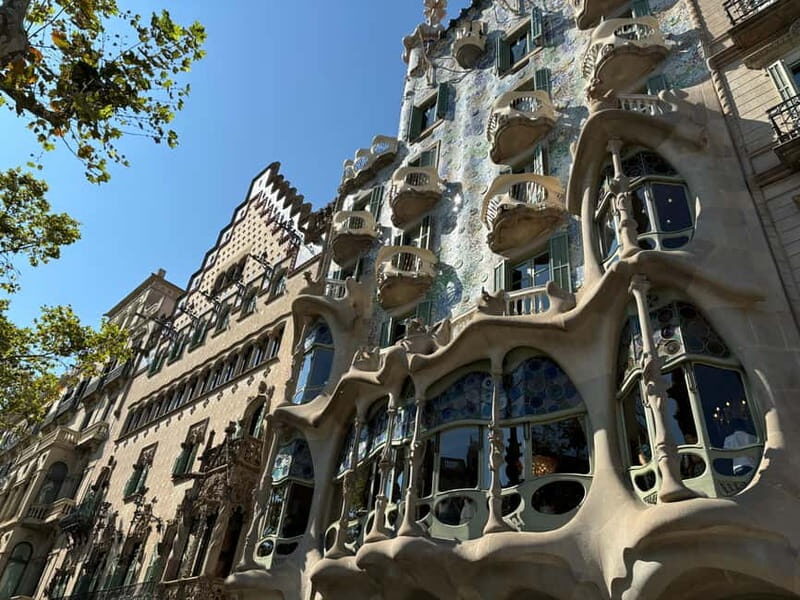 Barcelona: Private DAY TRIP Personalized City Tour - Key Points