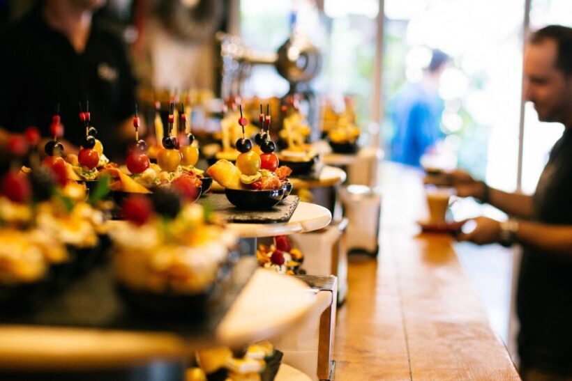 Barcelona: Private Food Tour  10 Tastings with Locals - FAQ