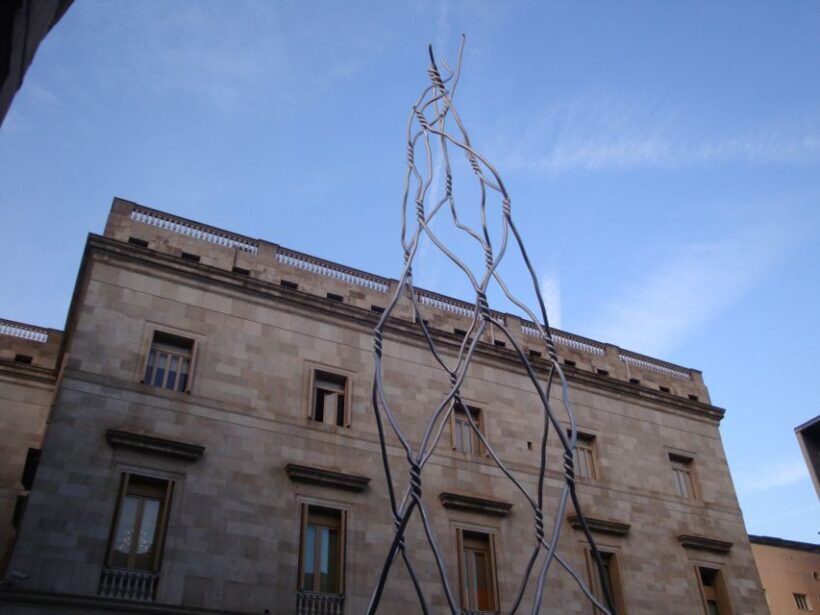 Barcelona: Private Gothic Quarter & Eixample Highlights Tour - A Closer Look at the Tour Experience