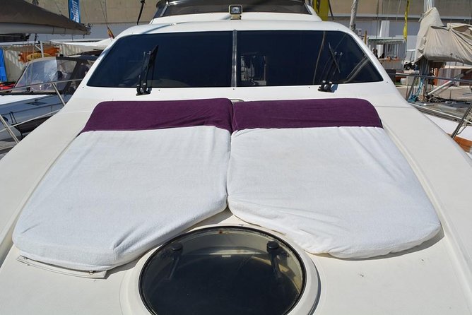 Barcelona Private Luxury Yacht Tour - Yacht Amenities and Services