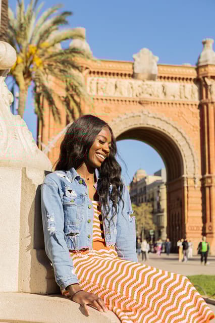 Barcelona: Private Photoshoot at Arc de Triomf - Key Points