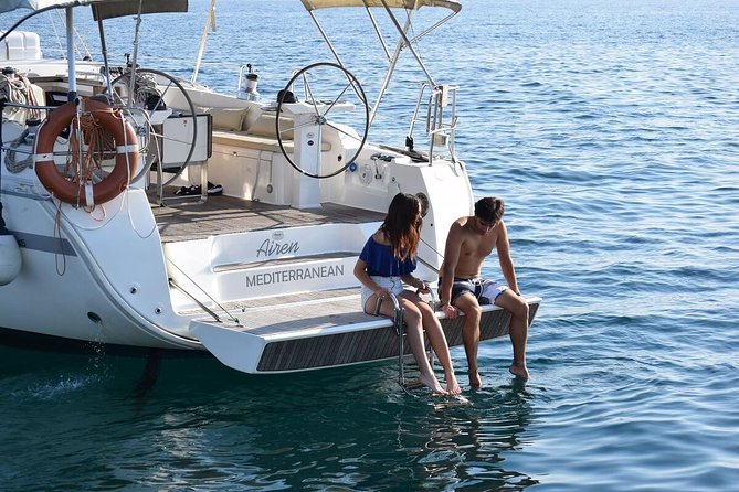 Barcelona Private Sailing Trip with Drinks & Snacks - FAQs