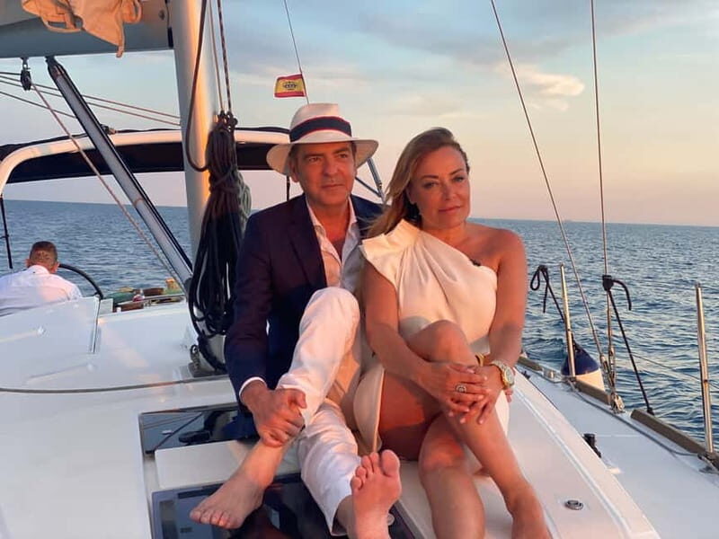 Barcelona: Private Sailing Trip with Drinks & Snacks (max 9) - Exploring Barcelona from the Water: A Review of the Private Sailing Trip with Drinks & Snacks