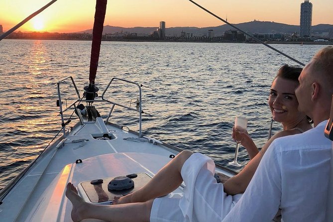 Barcelona Private Sunset Sailing with Drinks - Authenticity & Reviews: What Travelers Are Saying