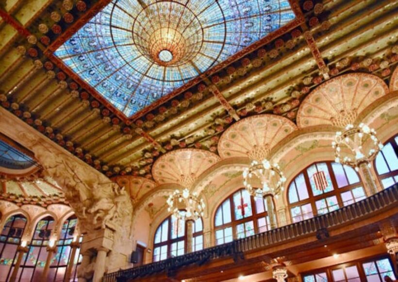 Barcelona: Private Tour Barcelona, Montjuic & Palau - The Journey Begins: Montjuïc’s Viewpoints