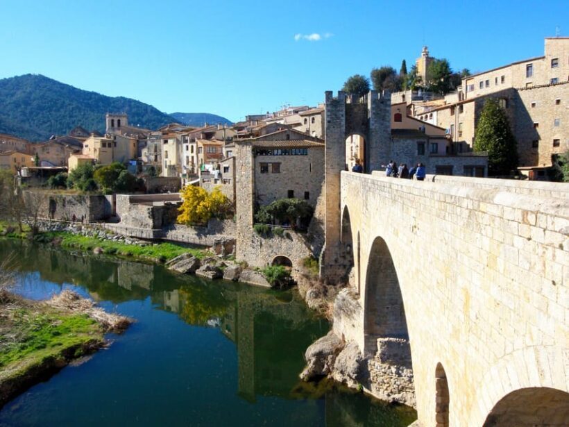 Barcelona: Private Tour Besalú - Girona and "Diamond Head" of Catalonia - Hiking Santa Margarida Volcano: Nature and Adventure