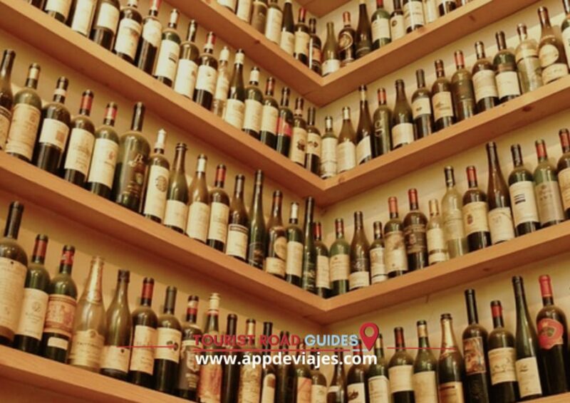 Barcelona: Private Tour Medieval Villages & Cadaqués - Key Points