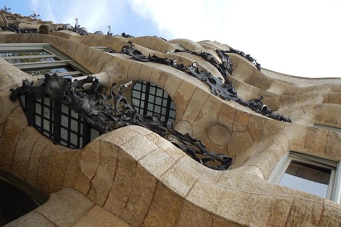 Barcelona Private Walking Tour with Skip the Line La Pedrera and Casa Batllo - Who Should Consider This Tour?