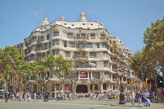 Barcelona Private Walking Tour with Skip the Line La Pedrera and Casa Batllo - Frequently Asked Questions
