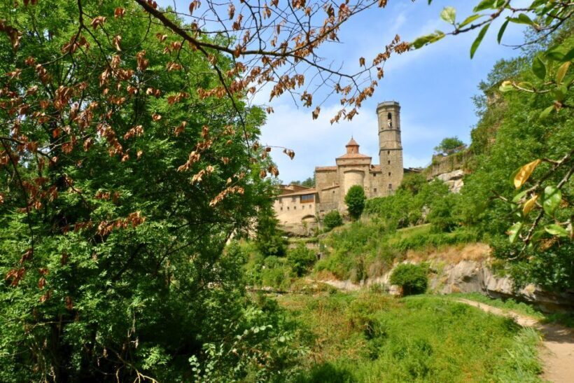 Barcelona: Pyrenees Villages and Trails Full-Day Tour - Who Will Love This Tour?