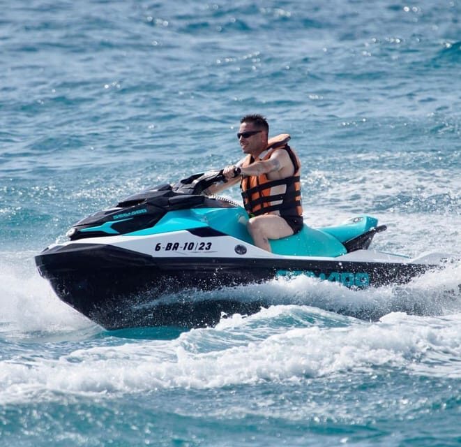 Barcelona: Rent a Jetski and speed through the ocean - Key Points
