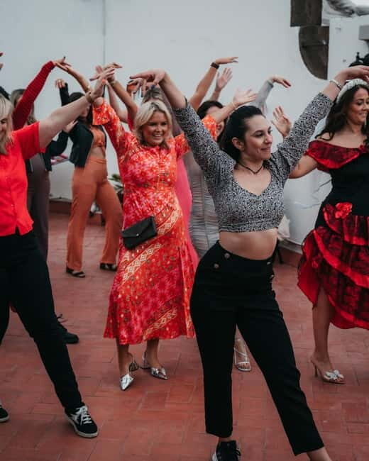Barcelona: Rooftop Salsa Class with Bottomless Sangria - The Practical Details