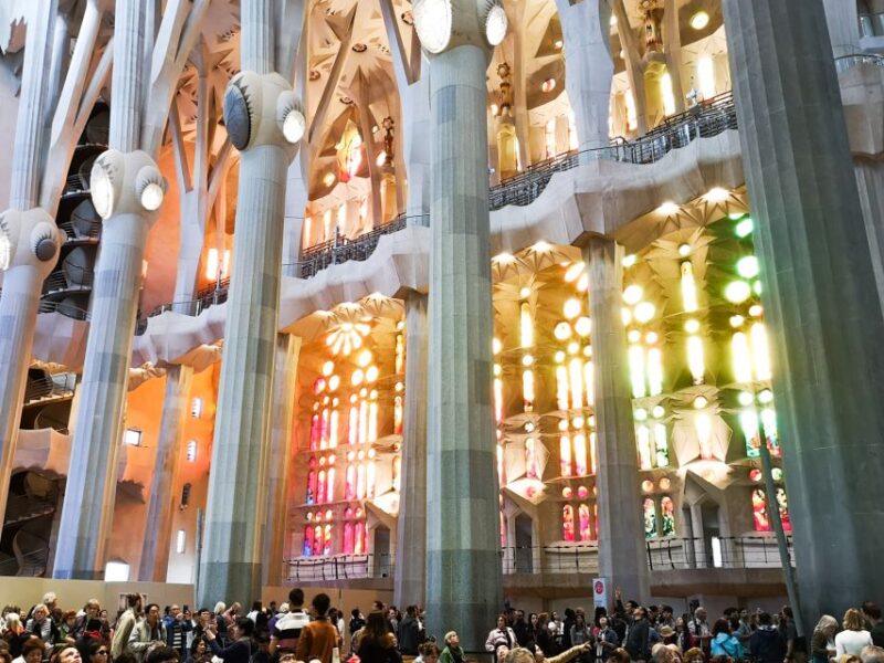 Barcelona: Sagrada Familia and Park Guell Full-Day Tour - Key Points