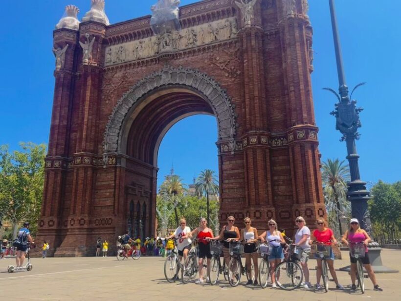Barcelona: Sagrada Familia Electric Scooter or Bike Tour - Olympic Port and La Monumental