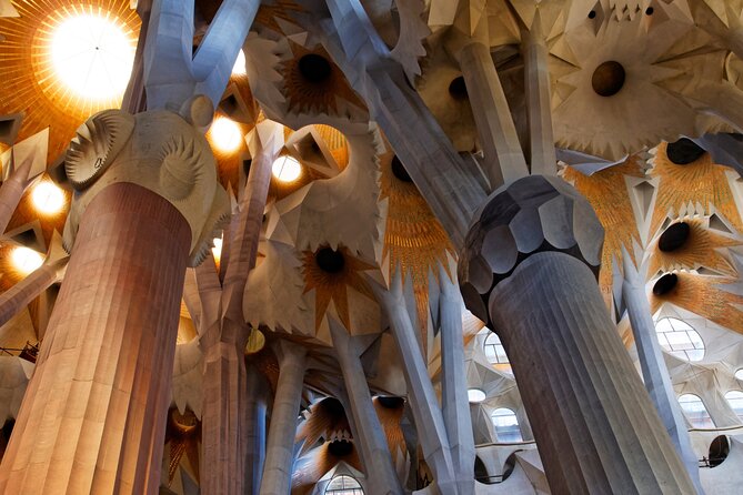 Barcelona Sagrada Familia Guided Visit With Optional Extras. - Meeting and Pickup
