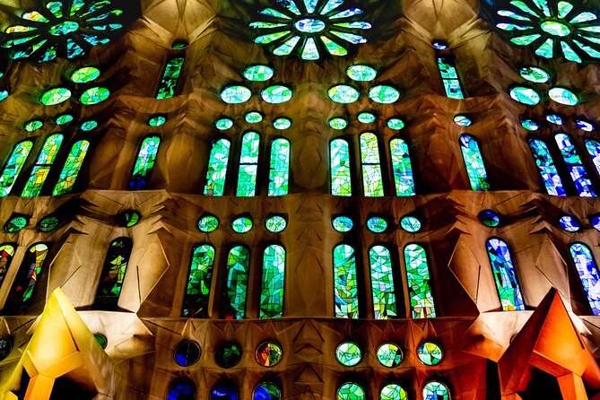 Barcelona Sagrada Familia Guided Visit With Optional Extras. - Traveler Feedback
