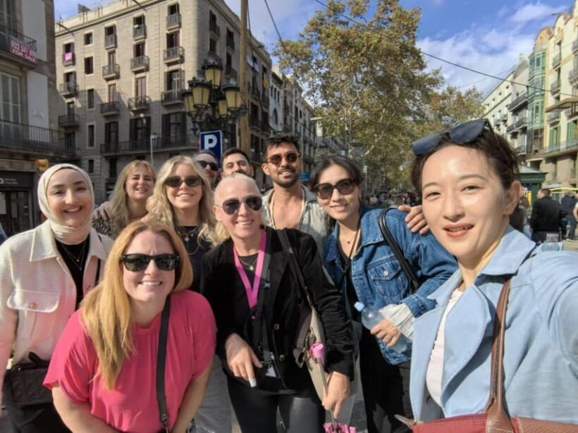 Barcelona & Sagrada Familia Half-Day Tour with Hotel Pickup - Transportation & Group Size: Why It Matters