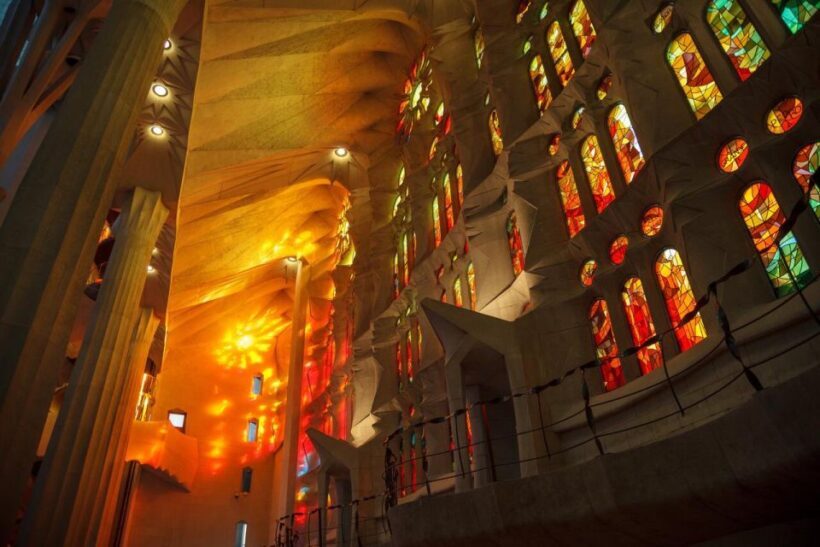 Barcelona: Sagrada Familia Skip-the-Line Guided Tour - What Makes This Tour Stand Out?