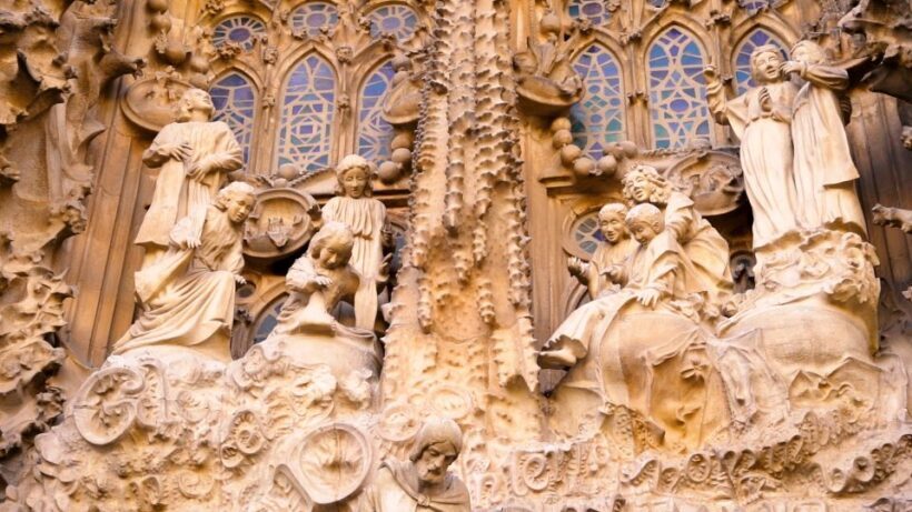 Barcelona: Sagrada Familia Skip-the-Line Guided Tour - What Reviewers Are Saying