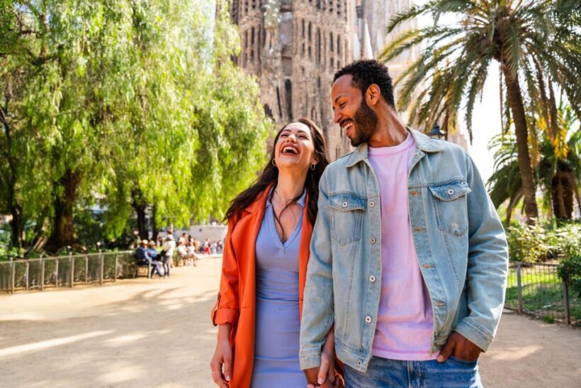 Barcelona: Sagrada Familia Skip-The-Line Guided Tour - A Closer Look at the Tour Experience