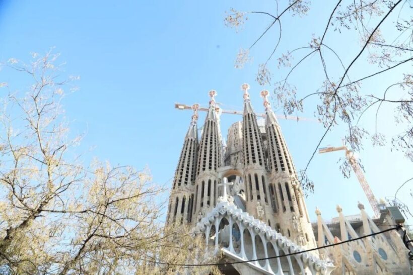 Barcelona: Sagrada Familia Skip The Line Insider Guided Tour - The Experience — What You’ll Love