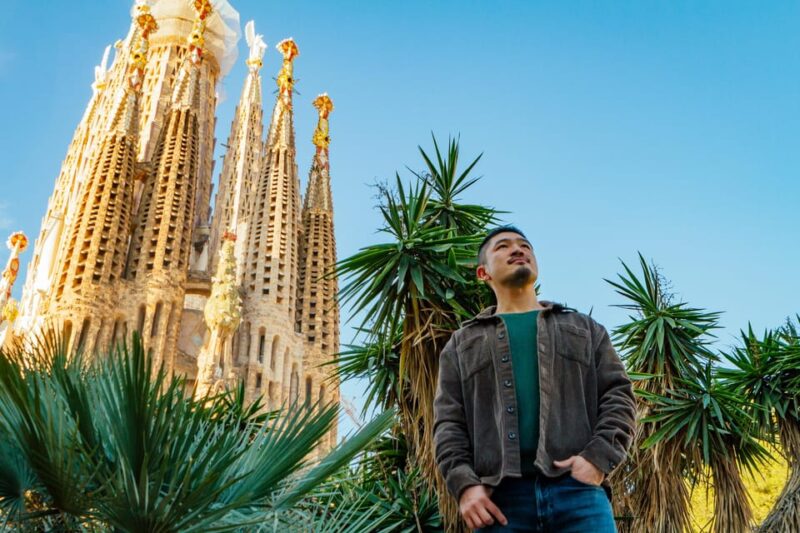 Barcelona: Sagrada Familia Skip-the-Line Tour & Photoshoot - The Value of This Experience