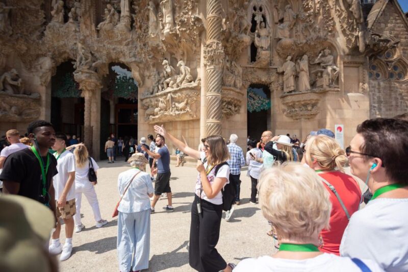 Barcelona: Sagrada Familia Small Group Guided Tour - FAQ