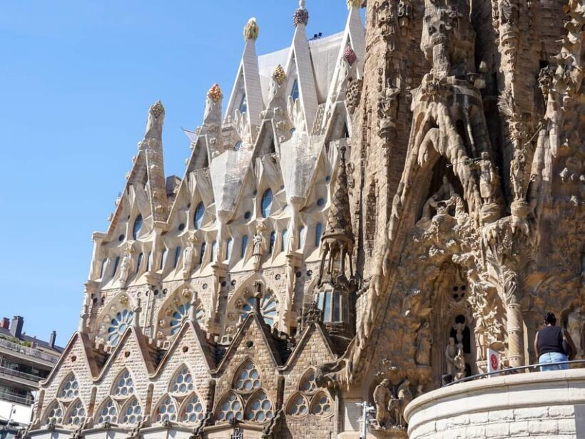 Barcelona: Sagrada Familia with Towers and Park Güell Tour - Who Should Consider This Tour?