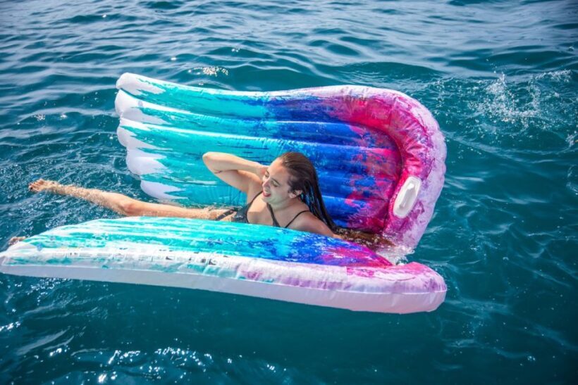 Barcelona: Sailboat Tour with Swimming, Snacks and Drinks - An Honest Look at the Barcelona Sailboat Tour