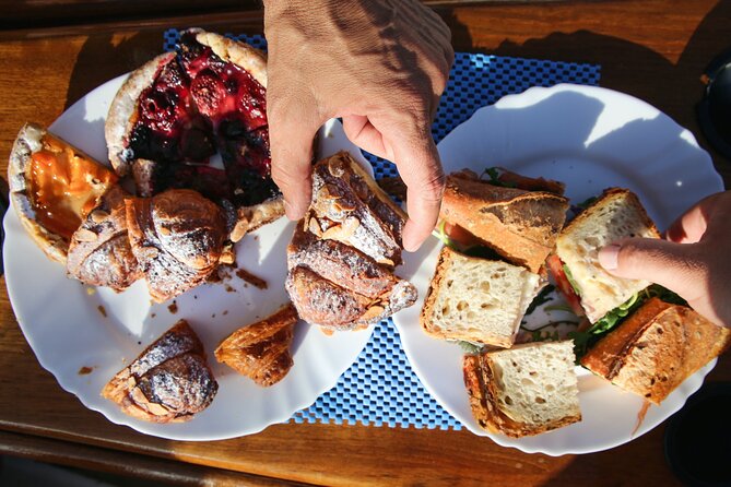 Barcelona Sailing Experience: Spanish Tapas and Premium Open Bar - Testimonials and Customer Feedback