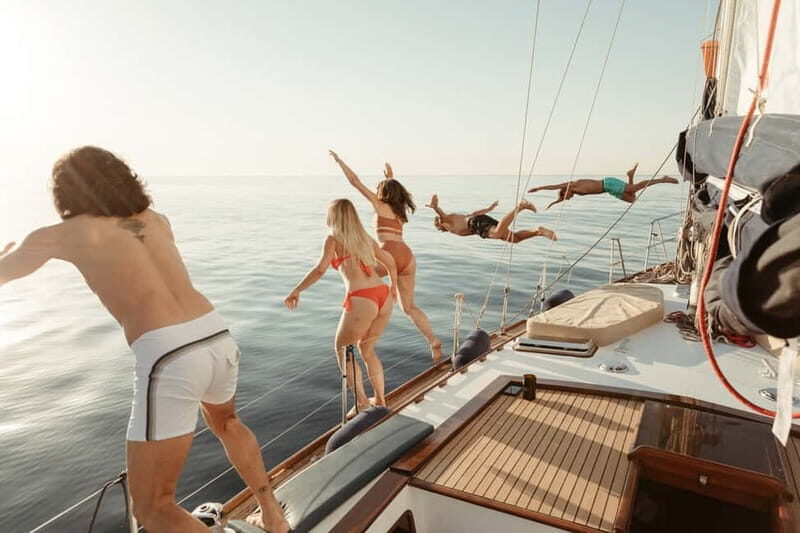 Barcelona: Sailing on a Classic Ketch Boat with tapas & cava - The Food & Drink Experience: Tapas & Cava