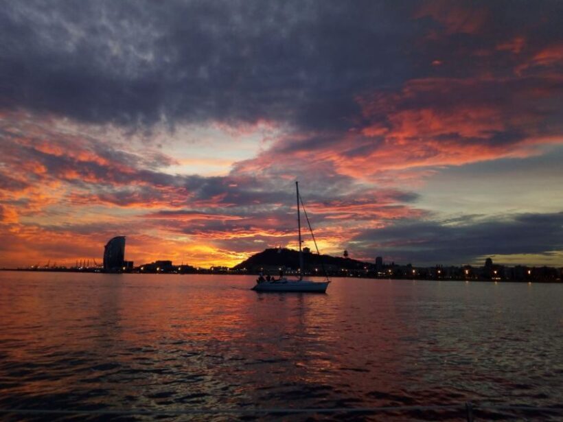 Barcelona: Sailing Tour with a Glass of Cava - The Sum Up
