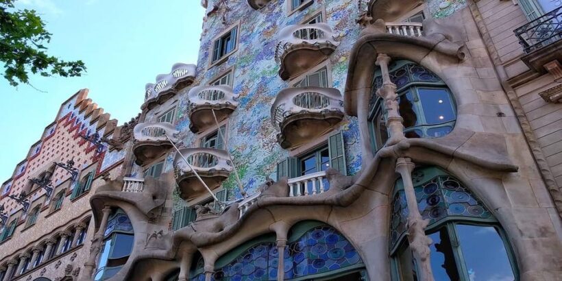 Barcelona: Sant Pau and Casa Batllo Guided Tour - Casa Batlló