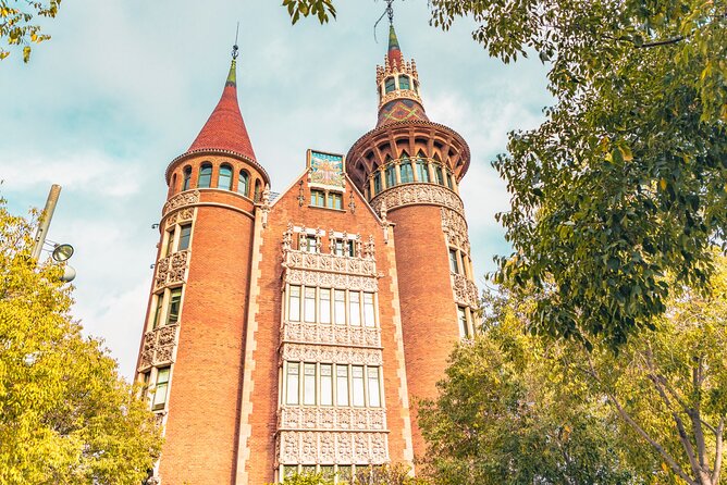 Barcelona Scavenger Hunt and Sights Self-Guided Tour - Tips for Enjoying Your Scavenger Hunt