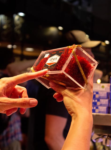 Barcelona: Seafood Paella Cooking Class & Boqueria market - FAQ