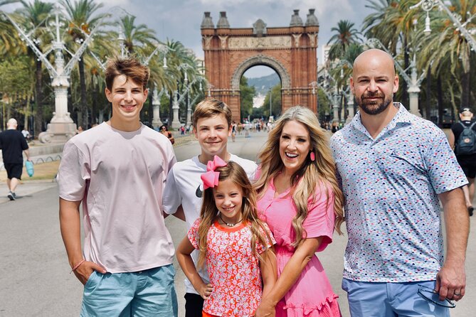 Barcelona Sightseeing by Bike with Photo Shooting and Tapas - FAQ