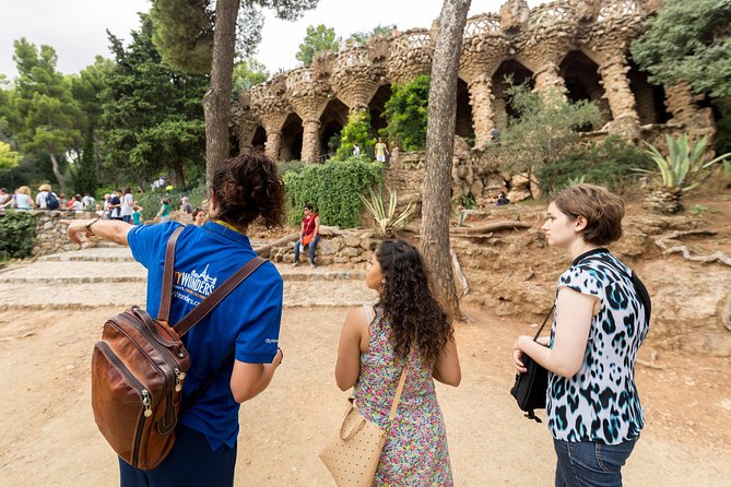 Barcelona: Skip-the-Line Gaudis Park Guell Guided Tour - Exploring Park Güells Architectural Wonders
