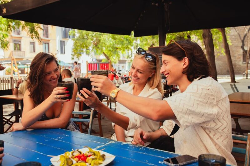 Barcelona: Small Group Gothic, Tapas & Churros Tour! - Key Points