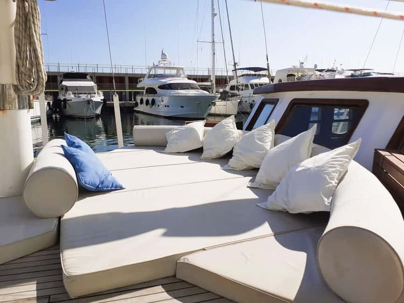 Barcelona: Spacious Luxury Sailing Cruise with Open bar - Barcelona: Spacious Luxury Sailing Cruise with Open Bar — A Complete Review